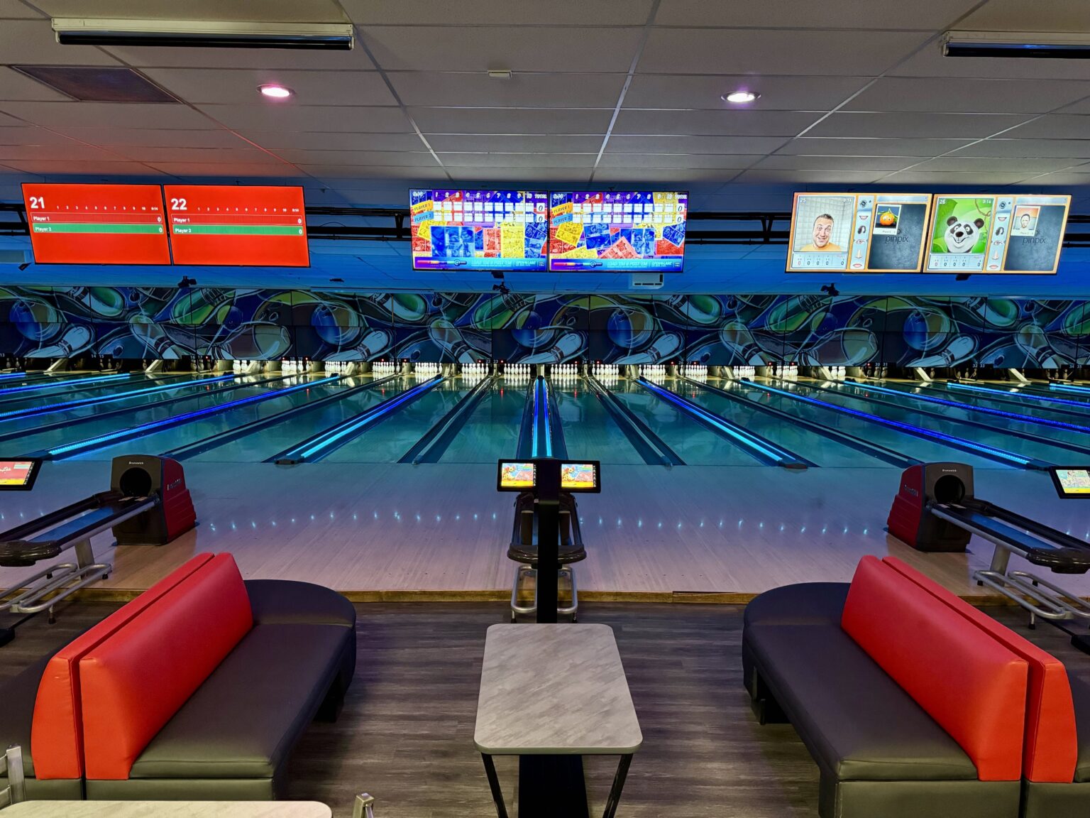 Best Bowling in Sunrise FL, Arcade, Sports Bar, & More | Strikers