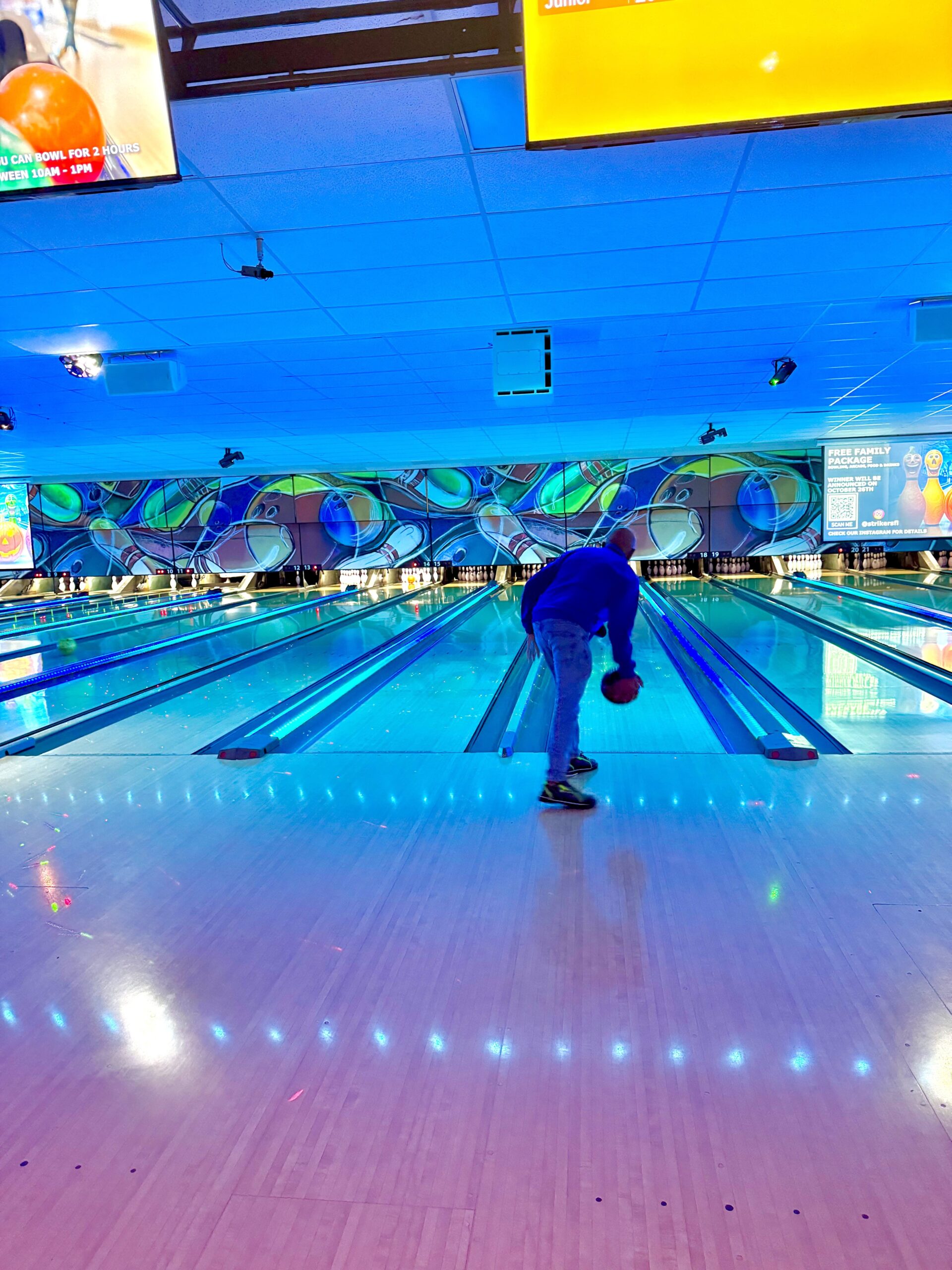 Best Bowling in Sunrise FL, Arcade, Sports Bar, & More | Strikers
